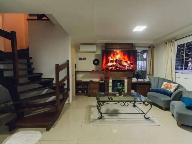 Casa / Sobrado em Condomínio para Venda em Canela/RS Centro 3 Quartos