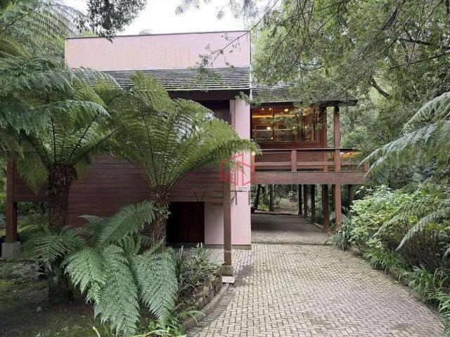 Casa / Sobrado em Condomínio para Venda em Canela/RS Quinta da Serra 4 Quartos