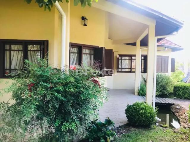 Casa / Sobrado em Condomínio para Venda em Canela/RS Quinta da Serra 3 Quartos