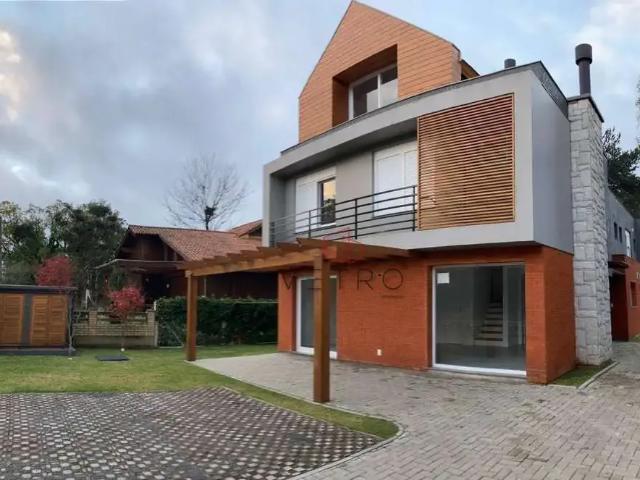 Casa / Sobrado em Condomínio para Venda em Canela/RS Suzana 3 Quartos