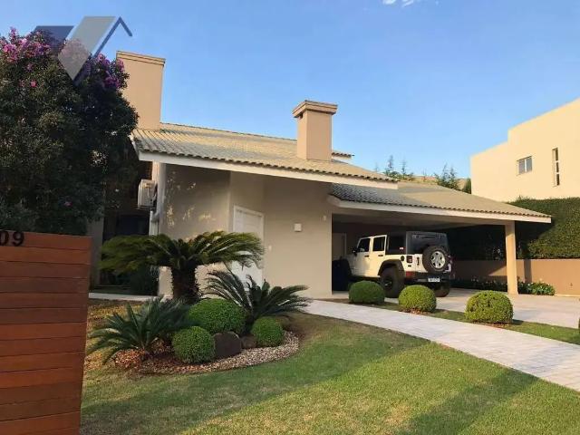 Casa / Sobrado em Condomínio para Venda em Cascavel/PR Country 4 Quartos