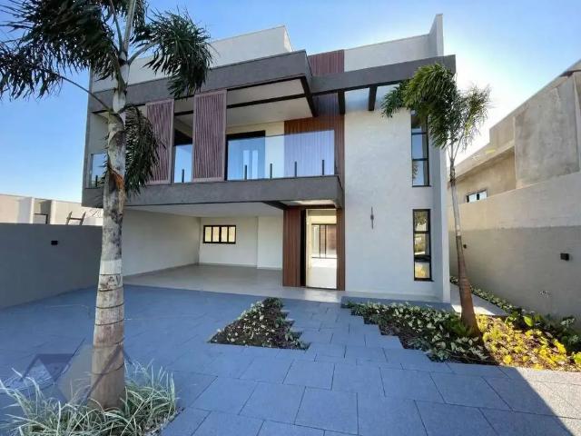 Casa / Sobrado em Condomínio para Venda em Cascavel/PR Cataratas 3 Quartos
