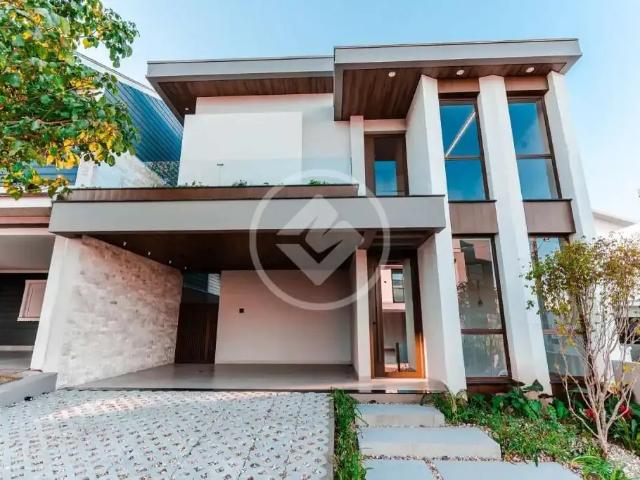 Casa / Sobrado em Condomínio para Venda em Cascavel/PR FAG 4 Quartos