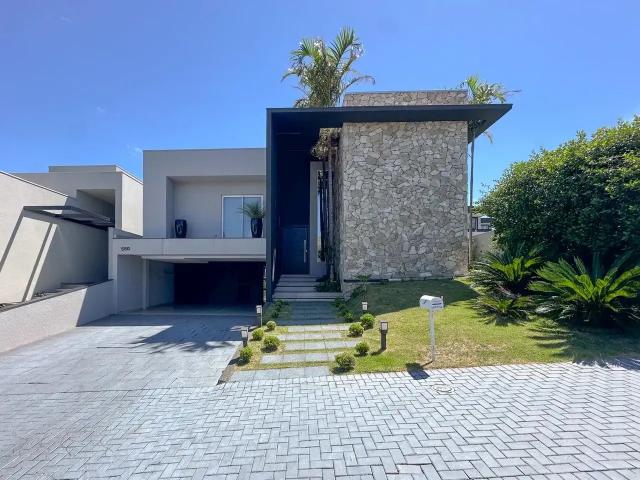 Casa / Sobrado em Condomínio para Venda em Cascavel/PR FAG 4 Quartos