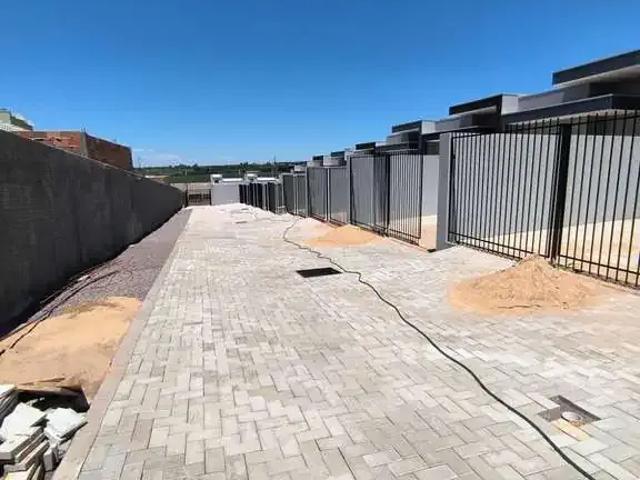Casa / Sobrado em Condomínio para Venda em Cascavel/PR Morumbi 2 Quartos