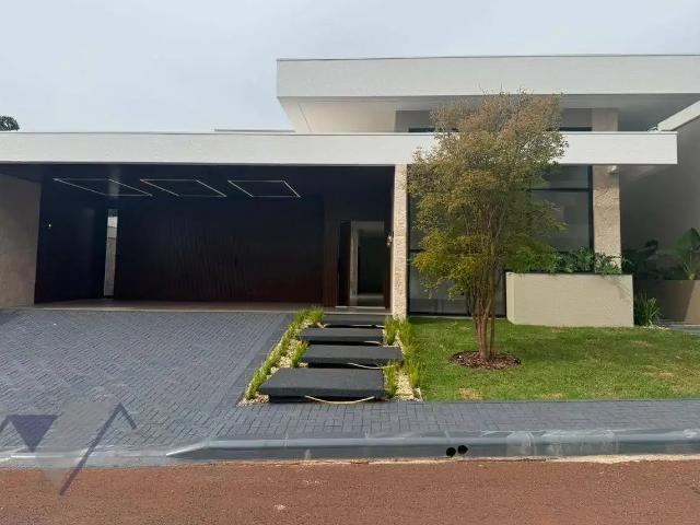 Casa / Sobrado em Condomínio para Venda em Cascavel/PR Recanto Tropical 3 Quartos