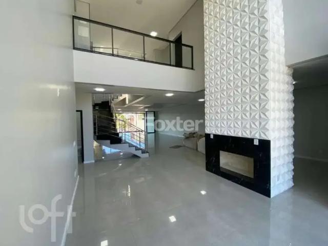 Casa / Sobrado em Condomínio para Venda em Capão da Canoa/RS Centro 5 Quartos