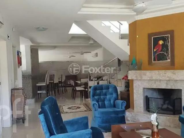 Casa / Sobrado em Condomínio para Venda em Capão da Canoa/RS Zona Nova 6 Quartos