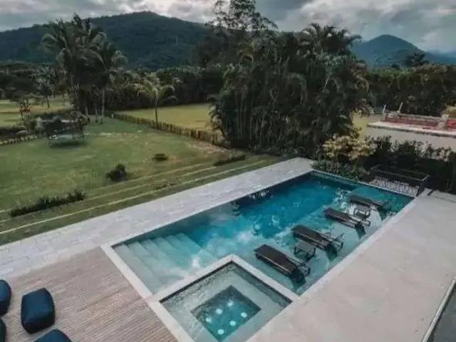 Casa / Sobrado em Condomínio para Venda em Caraguatatuba/SP Tabatinga 8 Quartos