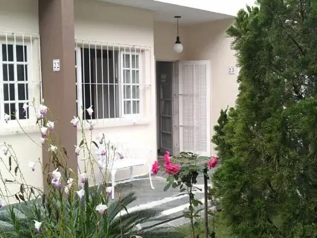 Casa / Sobrado em Condomínio para Venda em Caraguatatuba/SP Balneário Copacabana