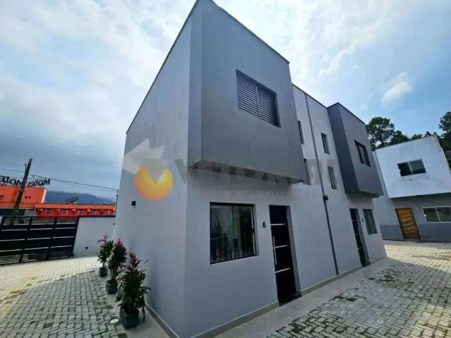 Casa / Sobrado em Condomínio para Venda em Caraguatatuba/SP Balneário Copacabana 2 Quartos