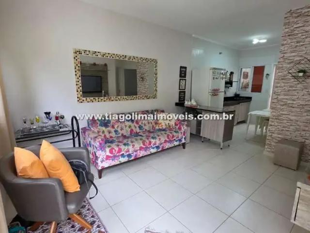 Casa / Sobrado em Condomínio para Venda em Caraguatatuba/SP Balneário dos Golfinhos 2 Quartos