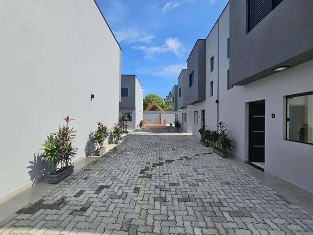 Casa / Sobrado em Condomínio para Venda em Caraguatatuba/SP Capricórnio II 2 Quartos