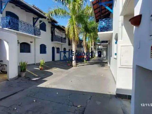 Casa / Sobrado em Condomínio para Venda em Caraguatatuba/SP Centro 3 Quartos