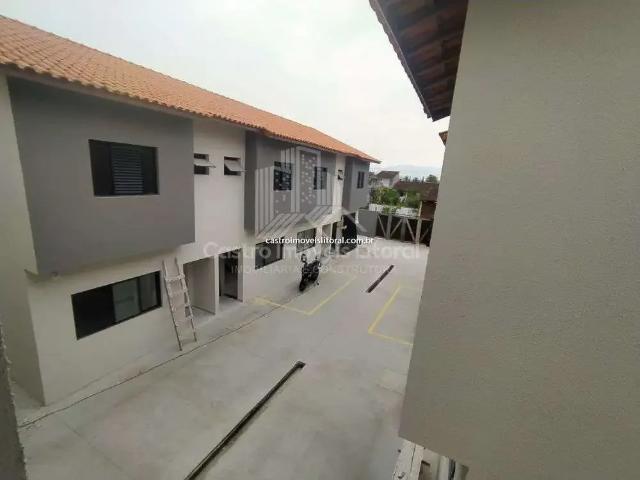 Casa / Sobrado em Condomínio para Venda em Caraguatatuba/SP Cidade Jardim 3 Quartos