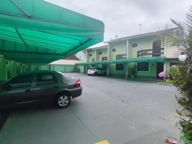 Casa / Sobrado em Condomínio para Venda em Caraguatatuba/SP Martim de Sá