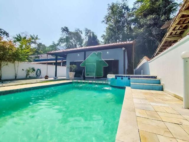Casa / Sobrado em Condomínio para Venda em Caraguatatuba/SP Mar Verde 3 Quartos