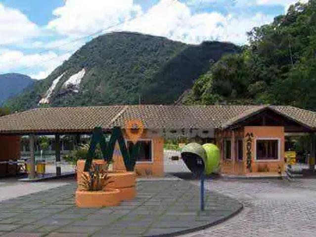 Casa / Sobrado em Condomínio para Venda em Caraguatatuba/SP Mar Verde II 4 Quartos