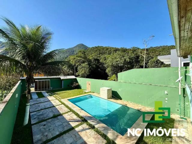 Casa / Sobrado em Condomínio para Venda em Caraguatatuba/SP Massaguaçu 3 Quartos