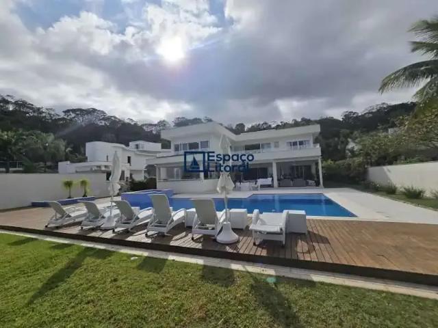 Casa / Sobrado em Condomínio para Venda em Caraguatatuba/SP Praia da Cocanha 10 Quartos