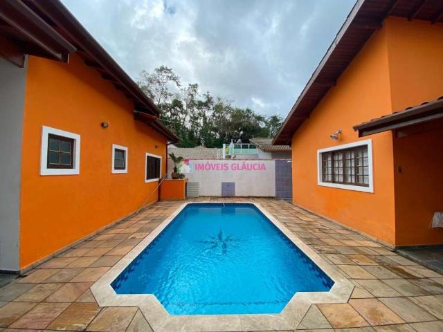 Casa / Sobrado em Condomínio para Venda em Caraguatatuba/SP Praia da Mococa 5 Quartos