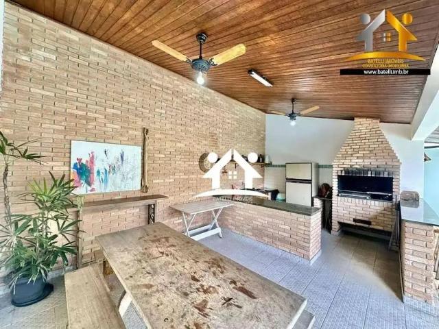 Casa / Sobrado em Condomínio para Venda em Carapicuíba/SP Conjunto Habitacional 120 Casas 4 Quartos