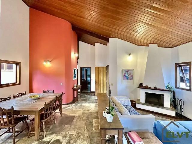 Casa / Sobrado em Condomínio para Venda em Carapicuíba/SP Chácara das Paineiras 4 Quartos