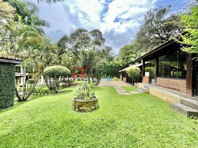 Casa / Sobrado em Condomínio para Venda em Carapicuíba/SP Chácara de La Rocca 4 Quartos
