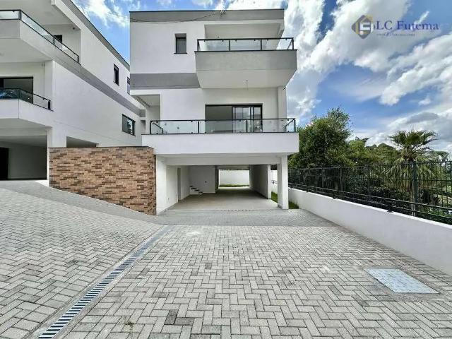Casa / Sobrado em Condomínio para Venda em Carapicuíba/SP Chácara do Refúgio 3 Quartos