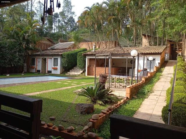 Casa / Sobrado em Condomínio para Venda em Carapicuíba/SP Chácara dos Junqueiras 4 Quartos