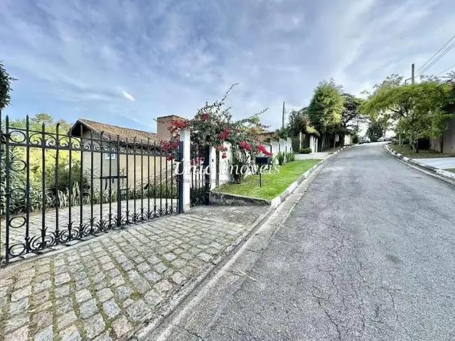 Casa / Sobrado em Condomínio para Venda em Carapicuíba/SP Chácara dos Lagos 3 Quartos