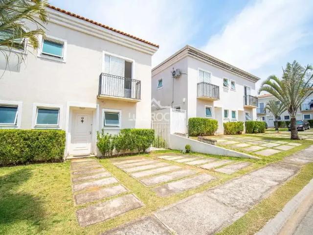 Casa / Sobrado em Condomínio para Venda em Carapicuíba/SP Chácara Quiriri 3 Quartos