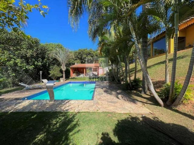 Casa / Sobrado em Condomínio para Venda em Carapicuíba/SP Chácara Santa Lúcia 4 Quartos