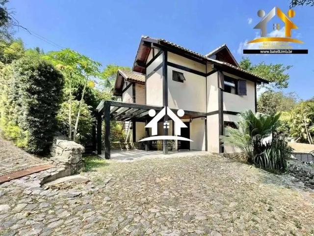 Casa / Sobrado em Condomínio para Venda em Carapicuíba/SP Chácara Santa Lúcia 3 Quartos