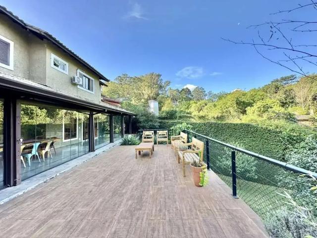 Casa / Sobrado em Condomínio para Venda em Carapicuíba/SP Chácara Santa Lúcia 3 Quartos