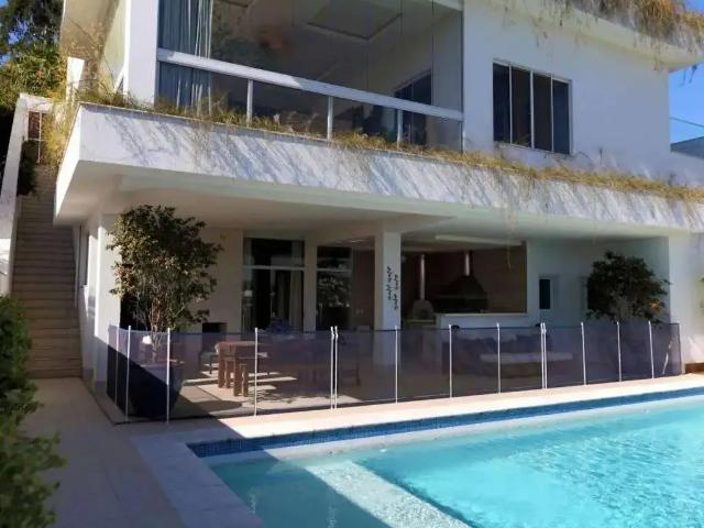 Casa / Sobrado em Condomínio para Venda em Carapicuíba/SP Golf Gardens 3 Quartos