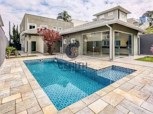 Casa / Sobrado em Condomínio para Venda em Carapicuíba/SP Golf Gardens 4 Quartos