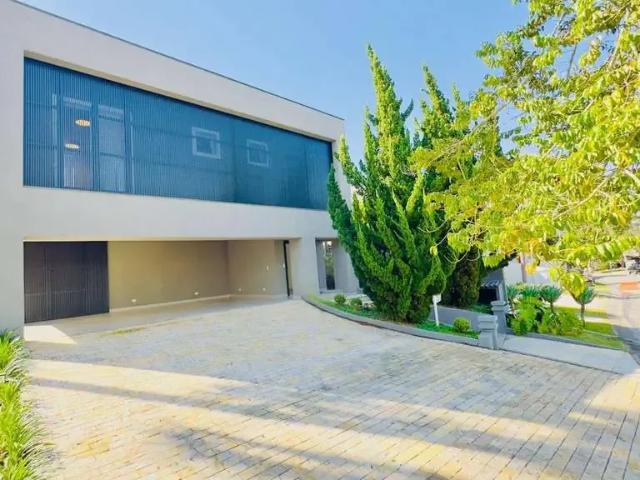 Casa / Sobrado em Condomínio para Venda em Carapicuíba/SP Golf Gardens 4 Quartos