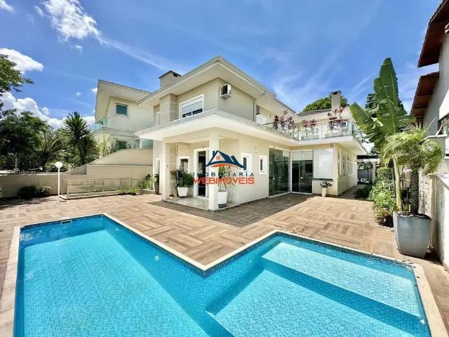 Casa / Sobrado em Condomínio para Venda em Carapicuíba/SP Golf Gardens 4 Quartos