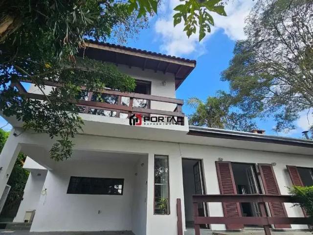 Casa / Sobrado em Condomínio para Venda em Carapicuíba/SP Granja Viana 3 Quartos