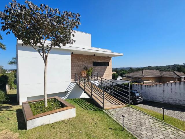 Casa / Sobrado em Condomínio para Venda em Carapicuíba/SP Granja Viana 3 Quartos