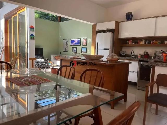 Casa / Sobrado em Condomínio para Venda em Carapicuíba/SP Granja Viana 3 Quartos