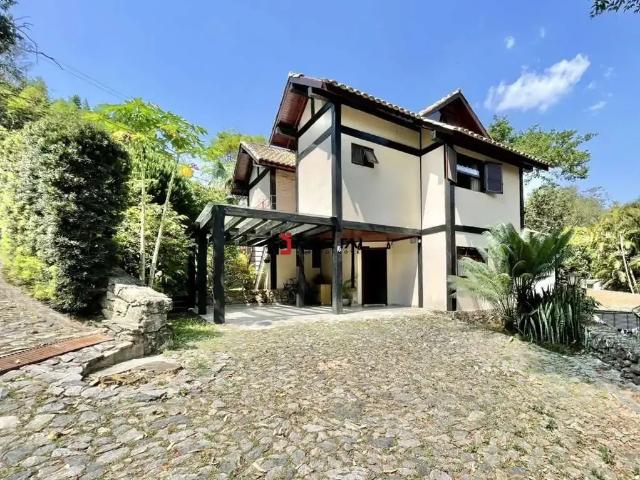 Casa / Sobrado em Condomínio para Venda em Carapicuíba/SP Granja Viana 3 Quartos