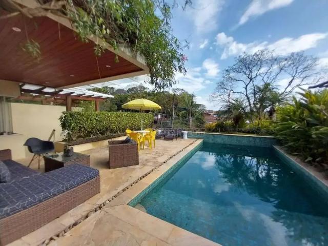 Casa / Sobrado em Condomínio para Venda em Carapicuíba/SP Granja Viana 4 Quartos