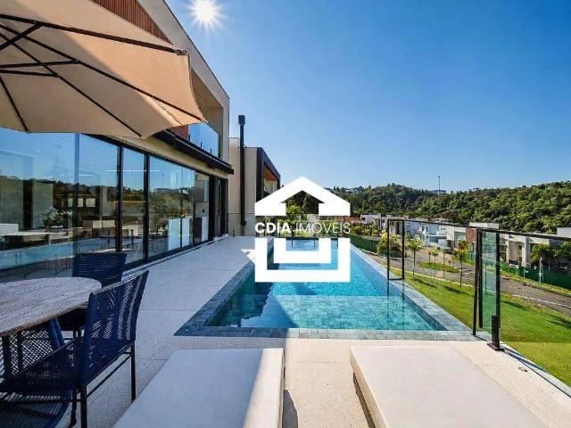 Casa / Sobrado em Condomínio para Venda em Carapicuíba/SP Granja Viana 4 Quartos