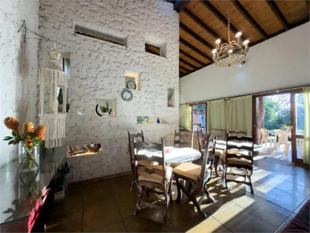 Casa / Sobrado em Condomínio para Venda em Carapicuíba/SP Granja Viana 4 Quartos
