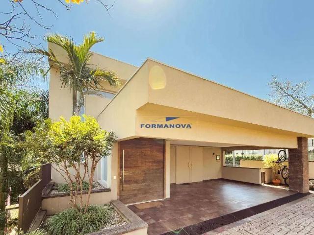 Casa / Sobrado em Condomínio para Venda em Carapicuíba/SP Granja Viana 4 Quartos