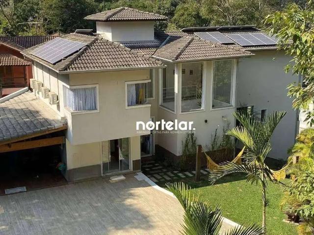 Casa / Sobrado em Condomínio para Venda em Carapicuíba/SP Nova Fazendinha 4 Quartos