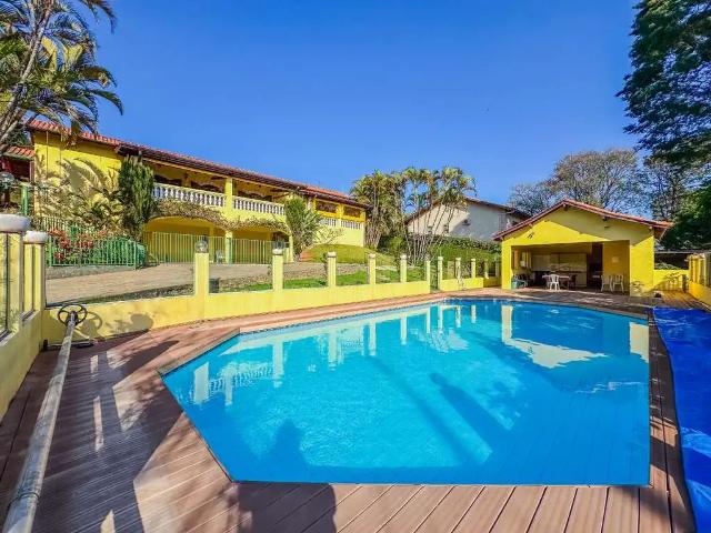 Casa / Sobrado em Condomínio para Venda em Carapicuíba/SP Nova Fazendinha 6 Quartos
