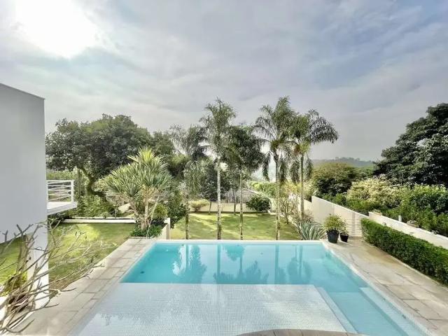 Casa / Sobrado em Condomínio para Venda em Carapicuíba/SP Palos Verdes 4 Quartos